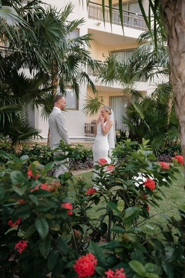 Dreams Riviera Cancun Destination Wedding: Theresa & Jake | Vacations ...